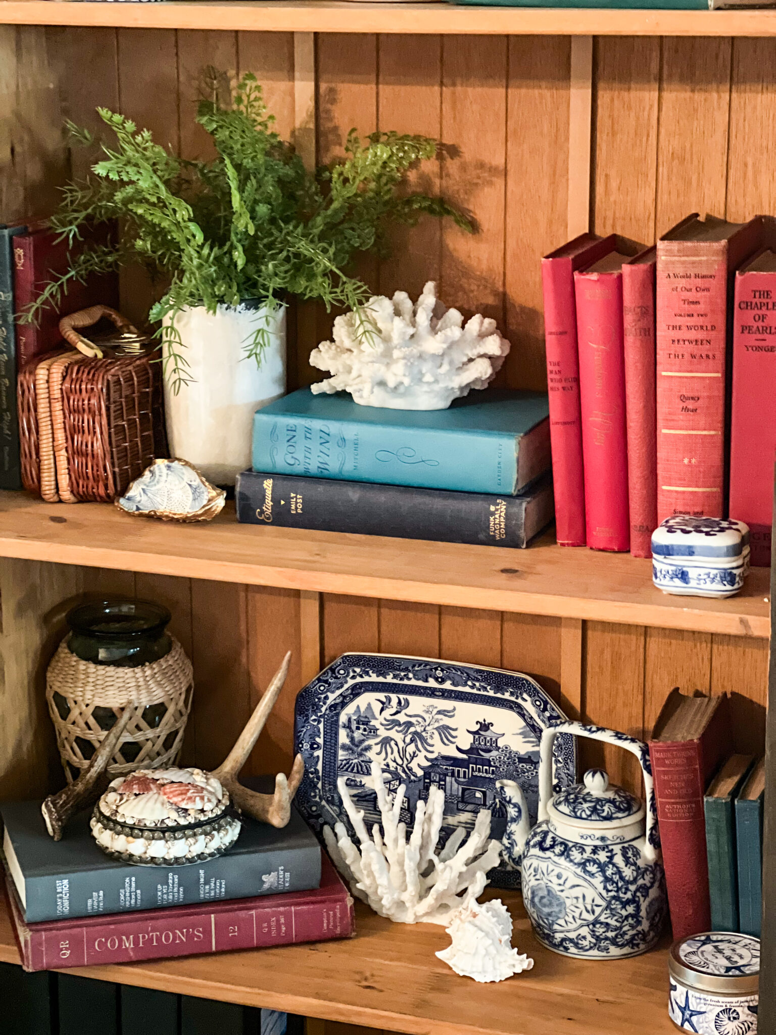 Best Thrift Store Decorating Ideas How To Decorate With Thrift Store